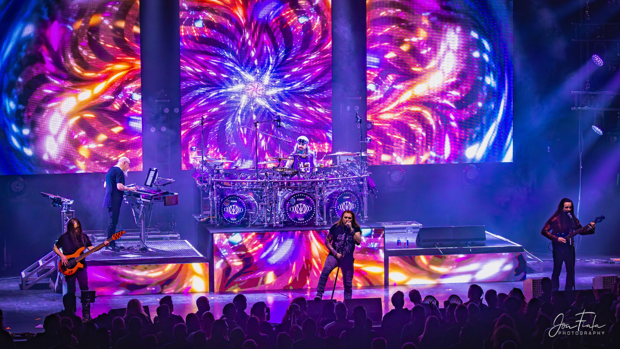 Concert Review: Dream Theater 40th Anniversary Tour, Chicago Theater ...